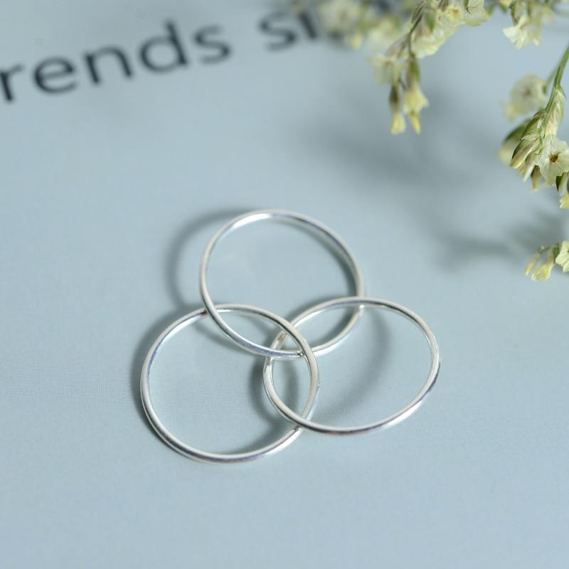 Minimalist 925 Sterling Silver Three Overlapping Rings – Gifts for Designers
